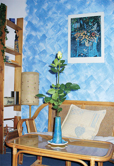 Modrá barva v interiéru | Chatař Chalupář