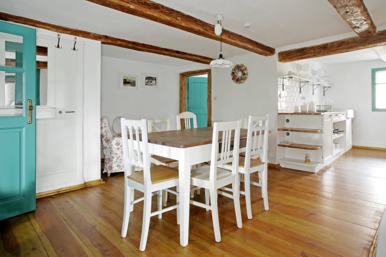 Homutův statek opět žije | Chatař Chalupář